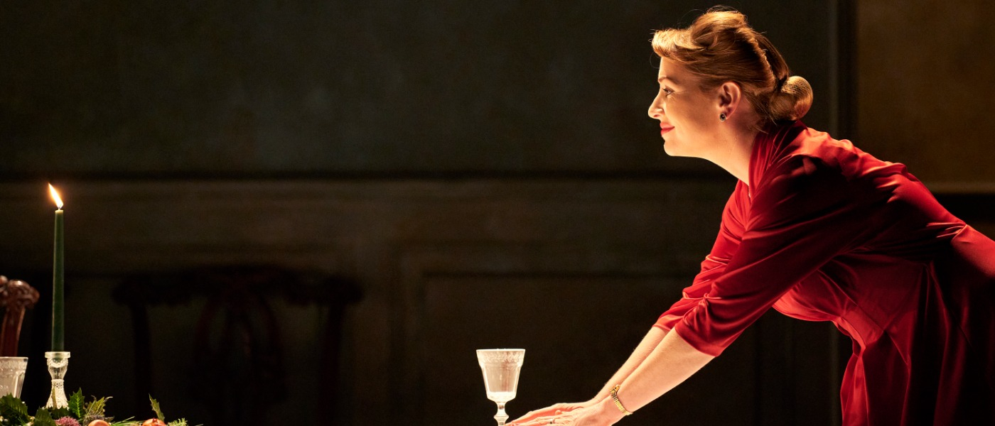 The Long Christmas Dinner - Abbey Theatre